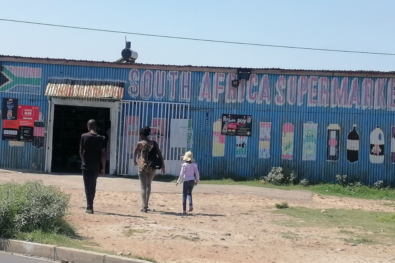 Immigrant spaza shop owners battle to meet registration deadline | GroundUp Immigrant spaza shop owners battle to meet registration deadline | GroundUp
